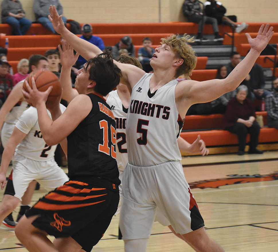 Alden-Conger outguns Jones, Madelia | News, Sports, Jobs - The Journal